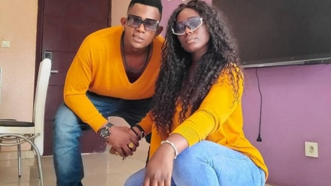 Ténor interpelle sa fiancée Eunice Zunon sur sa tenue un peu osée sur la toile - Vivez vos ...