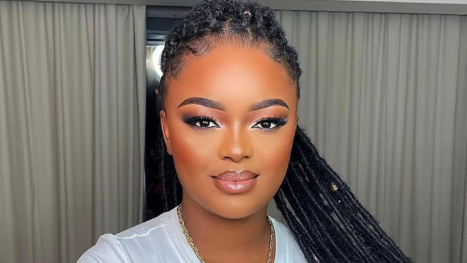 Coup d'Etat au Gabon : La chanteuse Créol au cœur d'une polémique ...